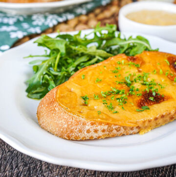 Welsh Rarebit (Welsh Cheese Toast) - Tara's Multicultural Table