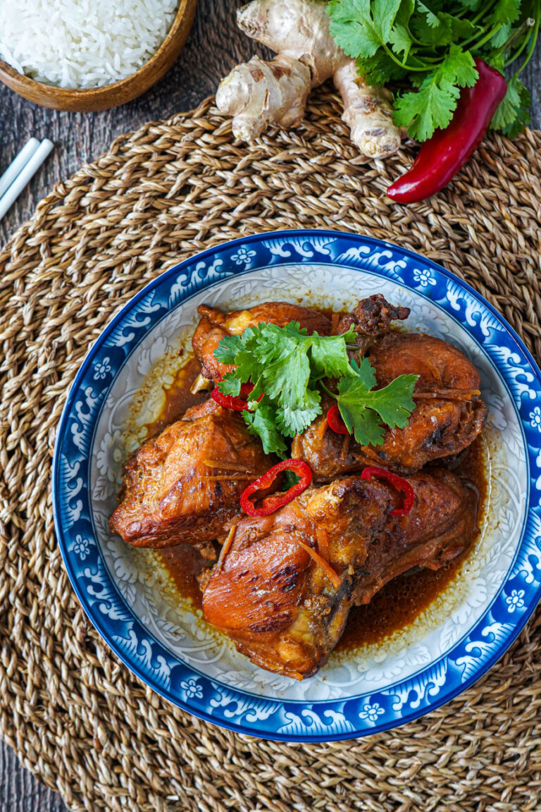 Gà Xào Gừng (Braised Chicken in Ginger) and Vietnam: Morning to ...