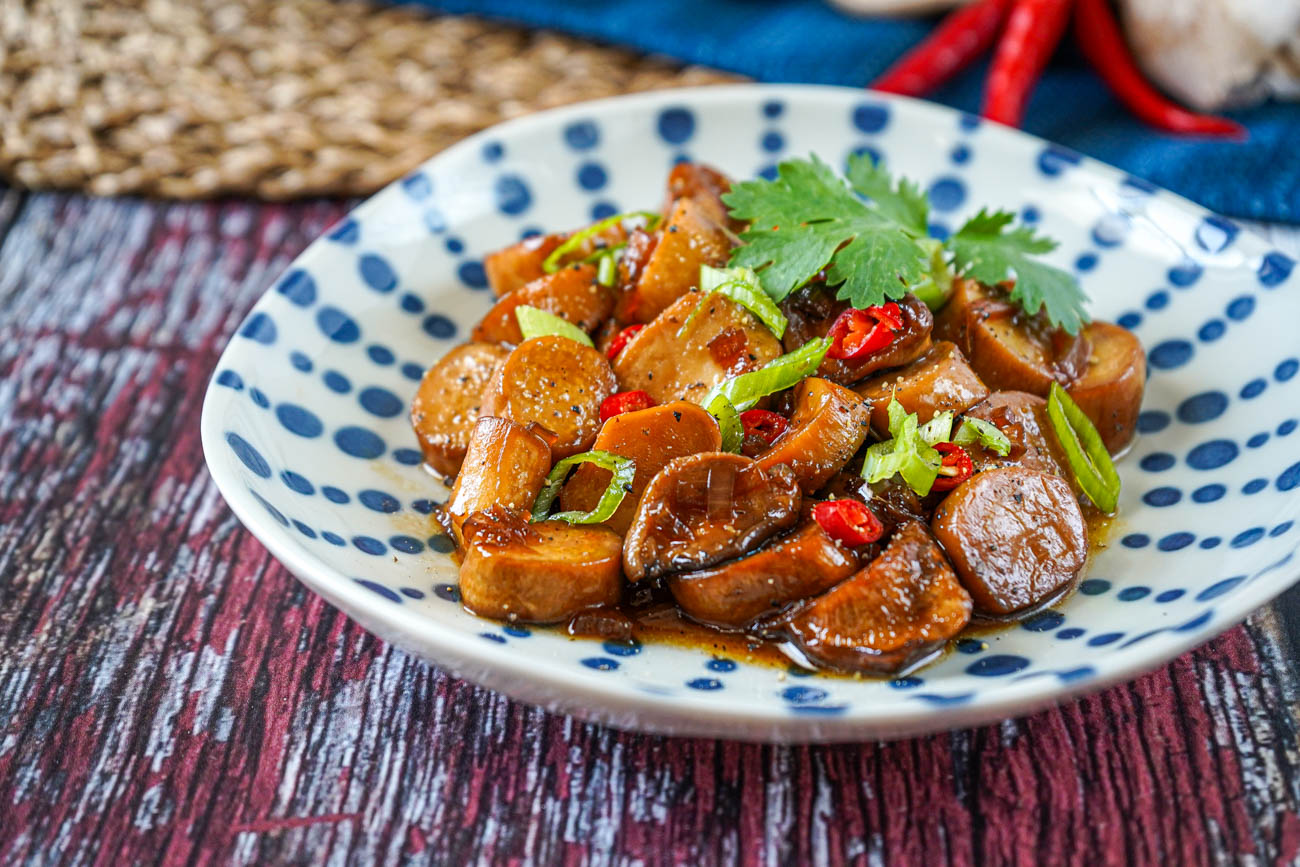 Braised Ginger Mushrooms and Vegan Vietnamese - Tara's Multicultural Table