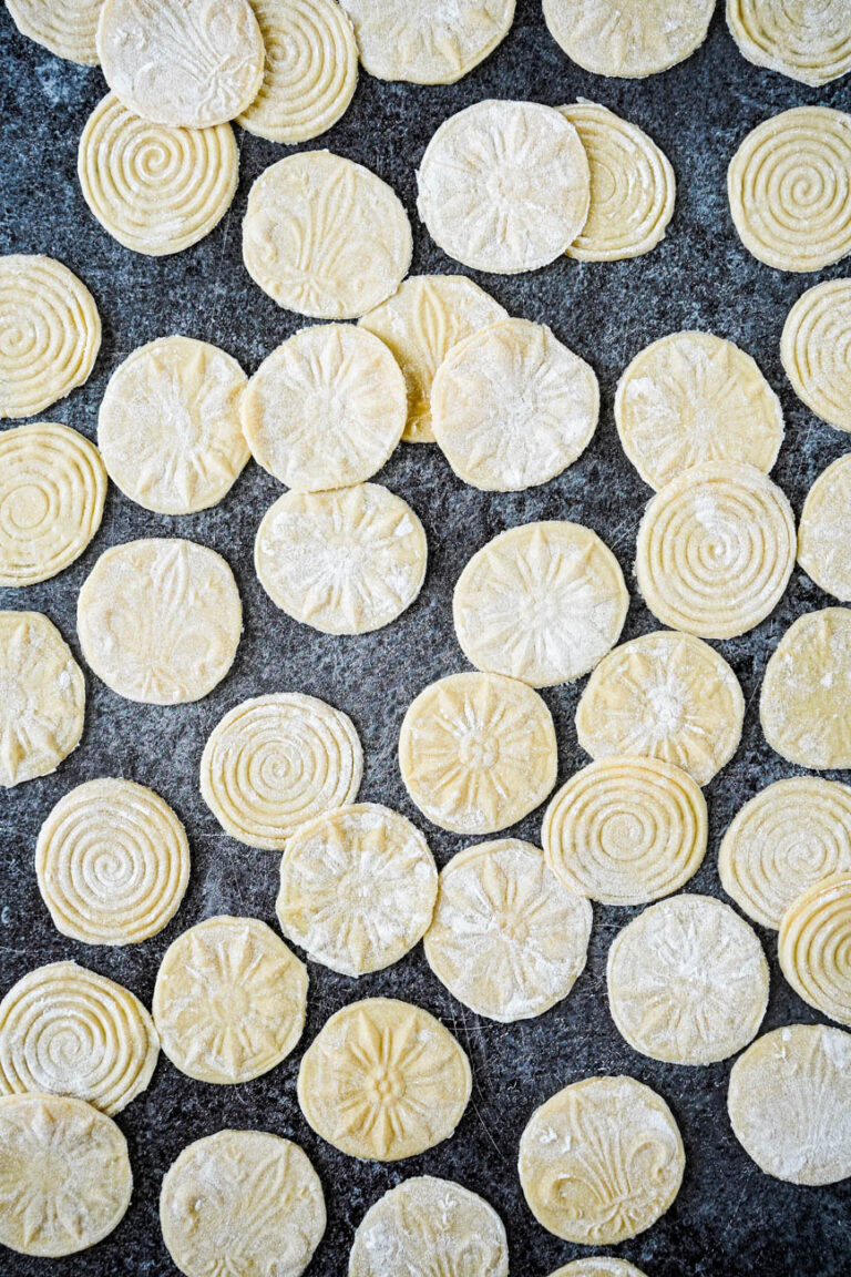 Corzetti Stampati (Ligurian Stamped Pasta) - Tara's Multicultural Table